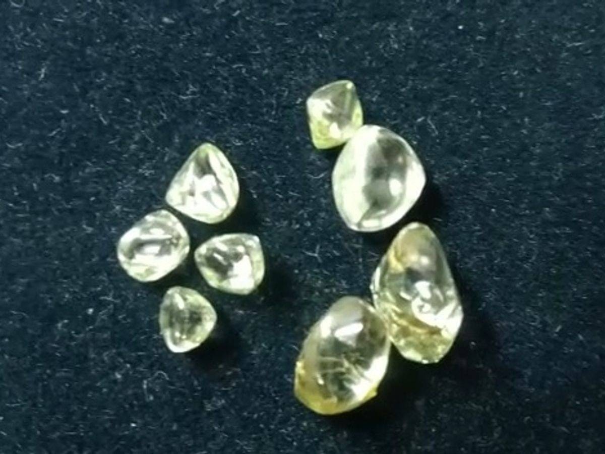 diamond park will be built in panna where diamond cutting work will be ...