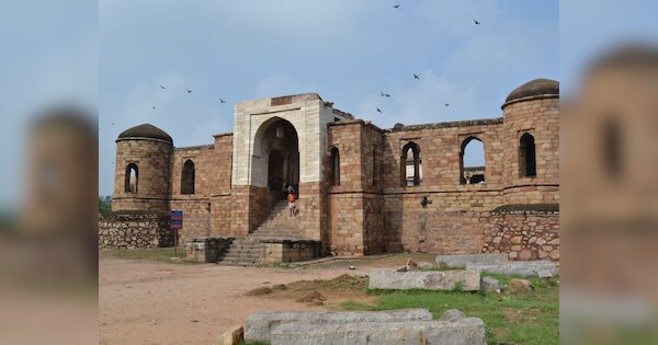 sultan garhi first islamic tomb in india delhi know its location ...