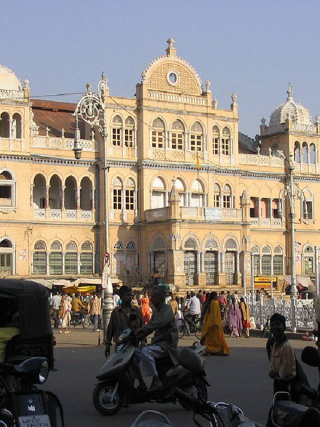 mp gk do you know 10 important things about gwalior city know best time ...