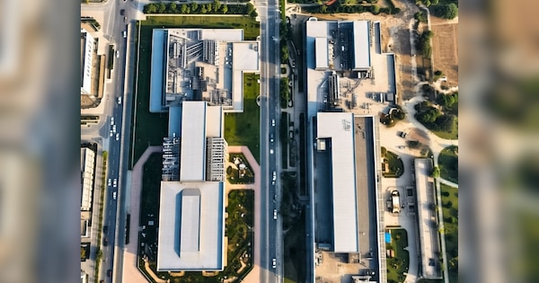 YEIDA will be build Modern flatted factories in Sector 10 and Sector 28 ...