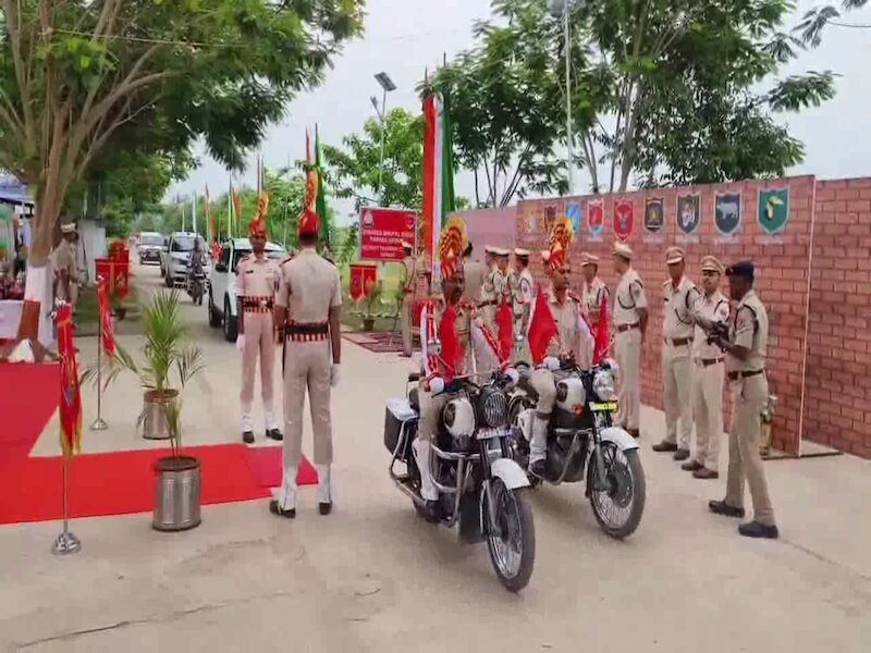 SSB Convocation Parade In Supaul Tricolour In Hands Fire In Eyes ...