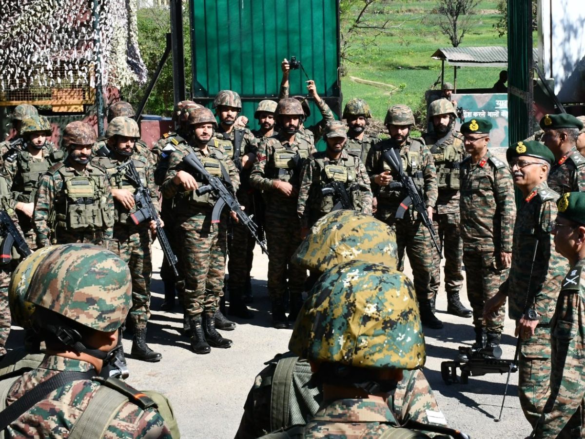 Indian Army Rashtriya Rifles Deployed in Jammu and Kashmir Special Unit ...