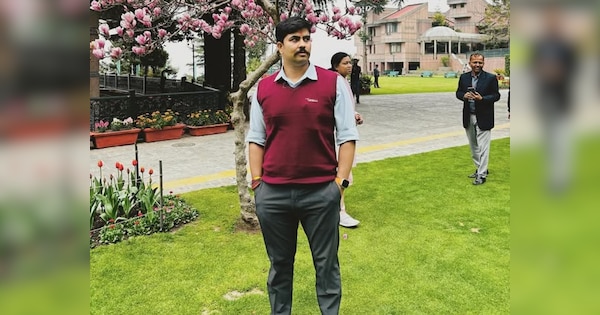 Aditya Pandey became an IAS after a heartbreak crack UPSC in 4th ...
