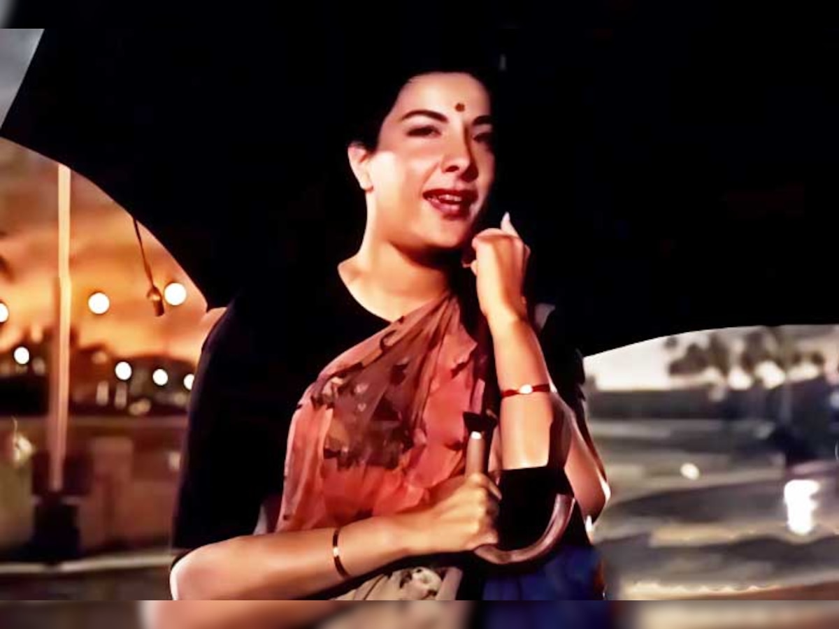 70 Years Old Bollywood Superhit Song Pyar Hua Ikraar Hua Raj Kapoor and Nargis Sung By Lata ...