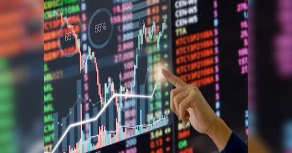 lic Gain biggest hike Market cap of 4 out of top 10 company jumped by ...