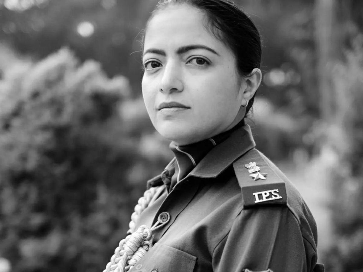 ips rachita juyal resigned after 10 years service 2015 batch officer ...