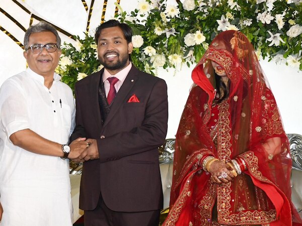 Khan Sir Wife first Photos appeared for first time in red veil and ...