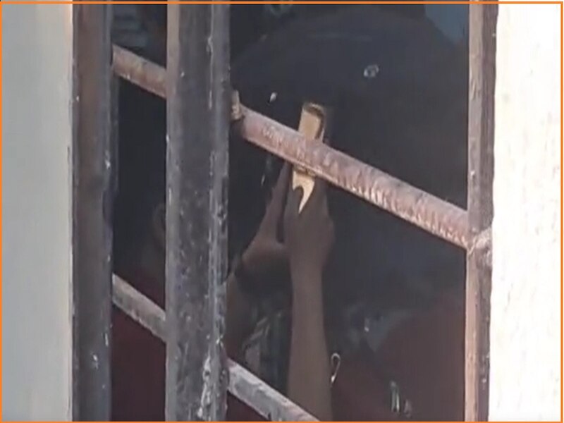 Sonam Raghuwanshi First picture from police custody | Sonam Raghuwanshi ...