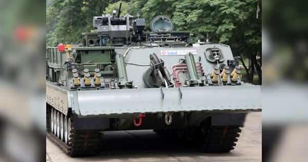 Arjun ARRV Tank also a indian army crane heres how this vehicle useful ...