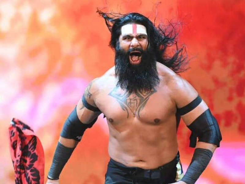 Bhadohi born Rinku Singh Rajput left WWE wrestling and took refuge with Premanand Ji Maharaj in ...