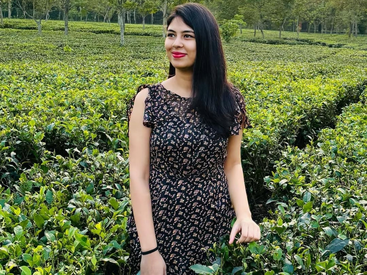 UPSC Success Story: This IAS officer beats the best in beauty check photos of IAS Ananya singh ...
