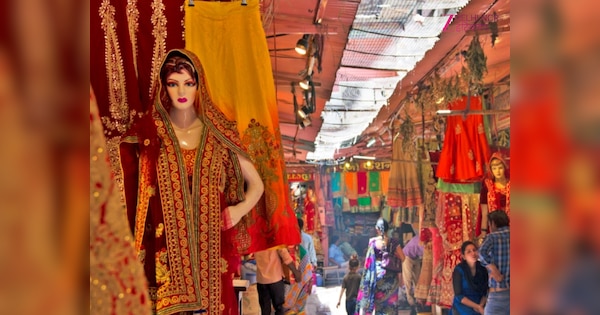 Shouri Cloth Market: यहां हैं एशिया की सबसे बड़ी कपड़ा मंडी, जहां कम ...