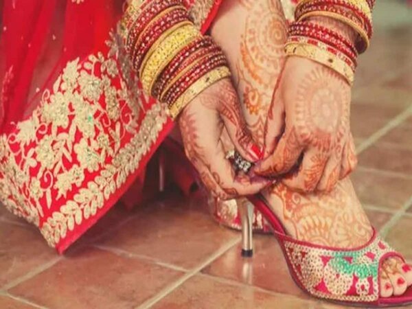 Bihar Child Marriage 16 Year Bride Ran Away With Her Friend SC Order DGP To Her Protection ...