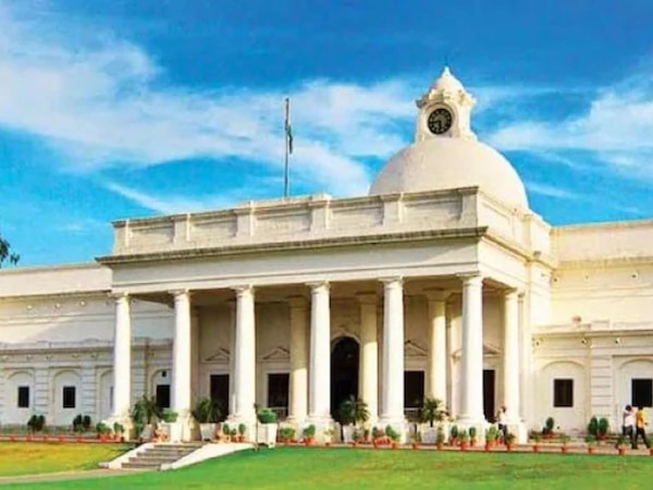 first engineering college of india history iit roorkee started in a tent with 20 students | एक ...