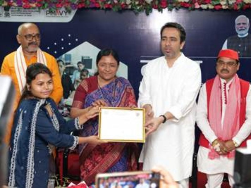 what is navya yojana of government that empowers adolescent girls in different skills and ...