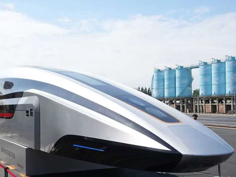 China made the world fastest train it will reach the speed of 620KM per ...