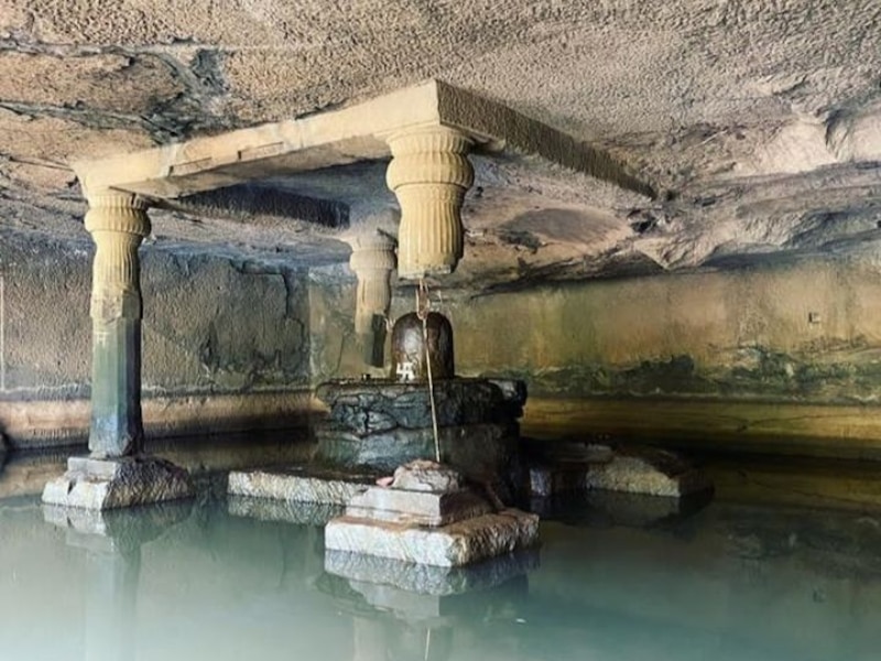 kedareshwar cave temple standing only on a single pillar for centuries ...