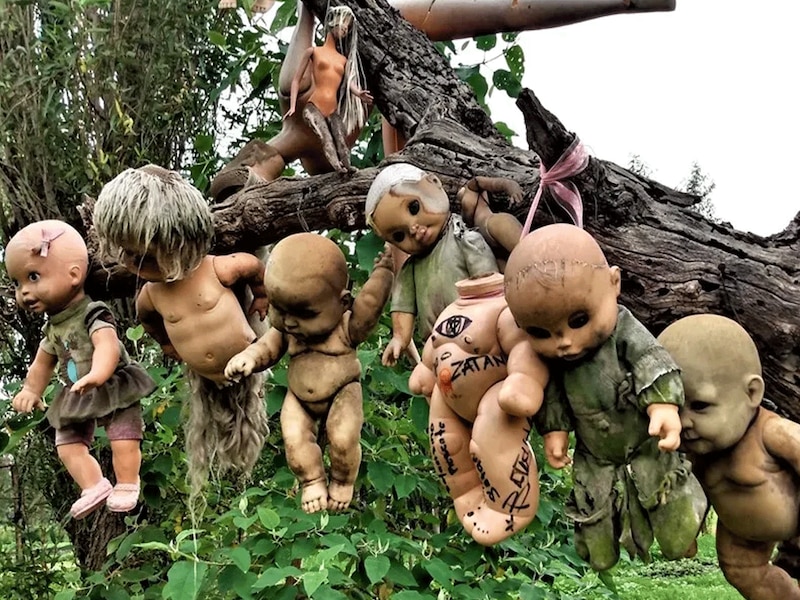 Mysterious Mexicos Island of Dolls horror creep islands What is the ...