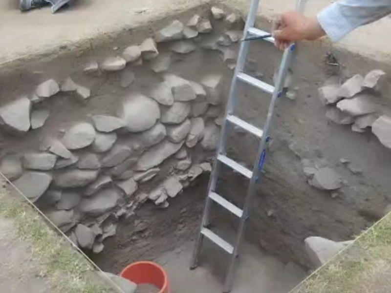 Karnataka News Historical things found during excavation in Maski after ...