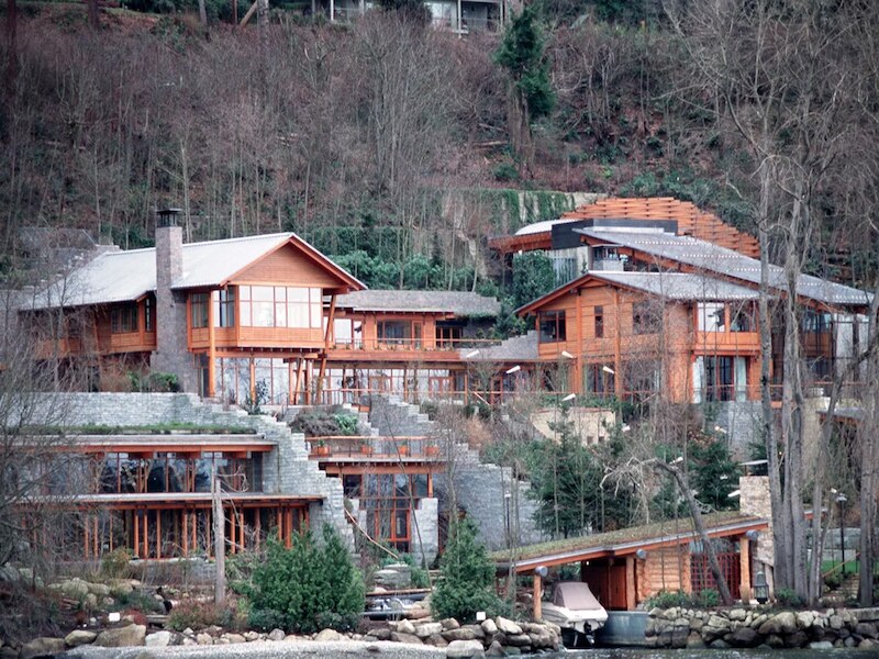 why bill gates refuses to sale 130m lakefront mansion xanadu 2.0 | 11 ...