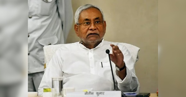 CM Nitish Kumar Action On Patna Police Due To Increasing Crime 5 SHOs Were Suspended | Patna ...