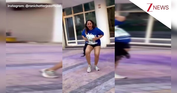 Bhojpuri Rani Chatterjee amazing dance on Sunidhi Chauhan AANKH song ...