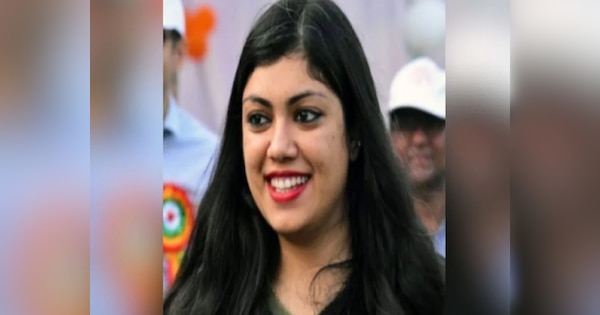 who is medha Rupam appointed as Noida DM National Leval Rifle shooter ...