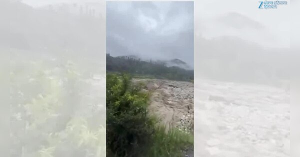 Bridge collapses in Baladhi village of Manikaran valley watch video ...