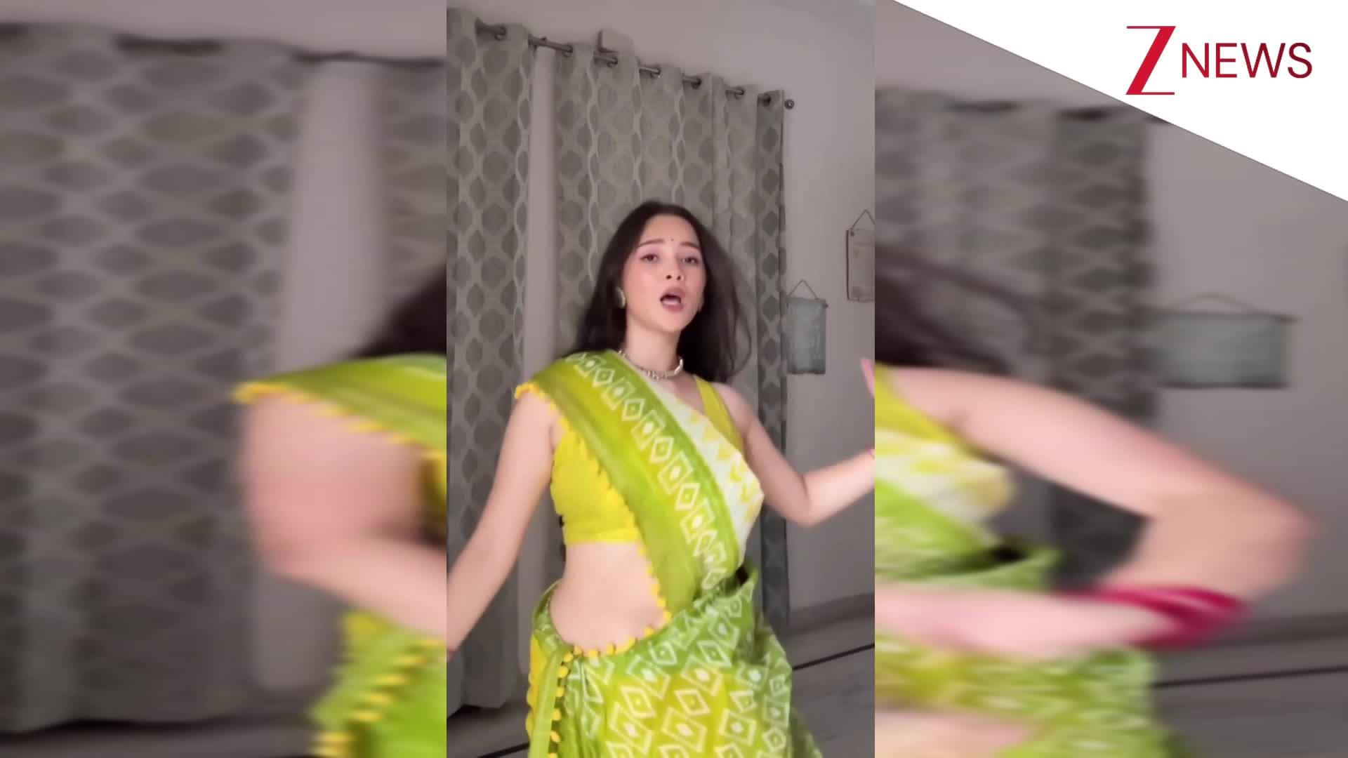 traditional classy and viral girl dance on pahadi song nag badiya in ...