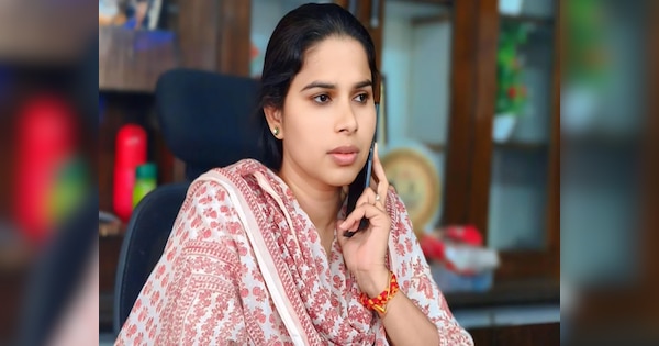 Do you know pooja pal Education qualification know net worth of ...