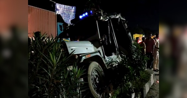 Bokaro Road Accident Oil Tanker Hit Police Vehicle Police Personnel And ...