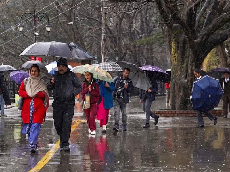 up weather update 18 august 2025 today monsoon UP IMD rain warning for these districts east or ...