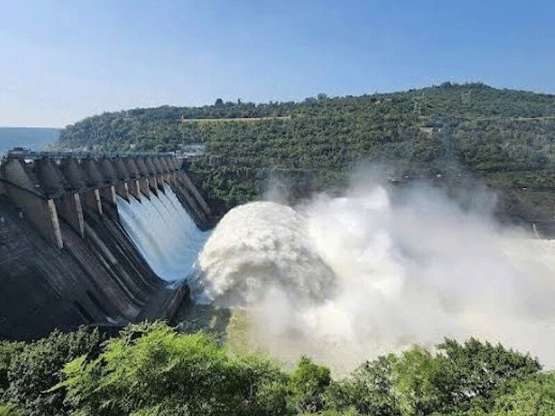 bhakra dam gates opened and Pong Dam water release water level flood ...