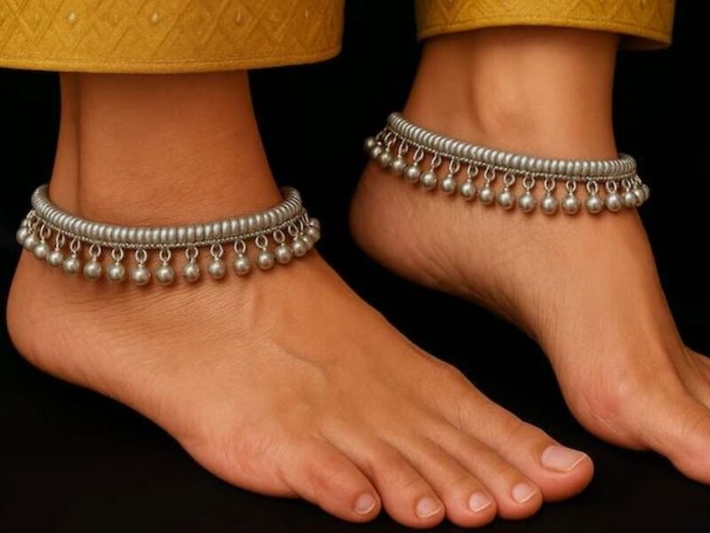 Wear these 5 latest payal design to give feet a royal look on Teej ...