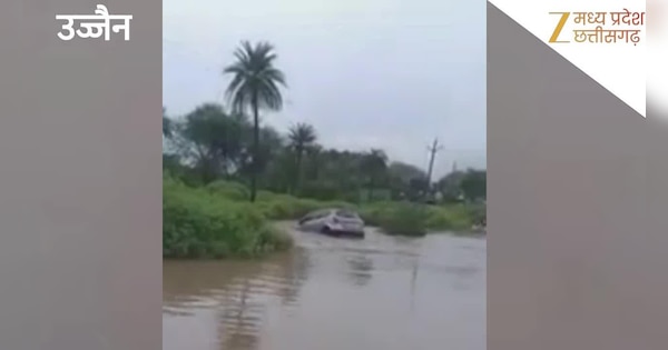 mp flood havoc due to heavy rain in khachrod car swept away in bagedi ...