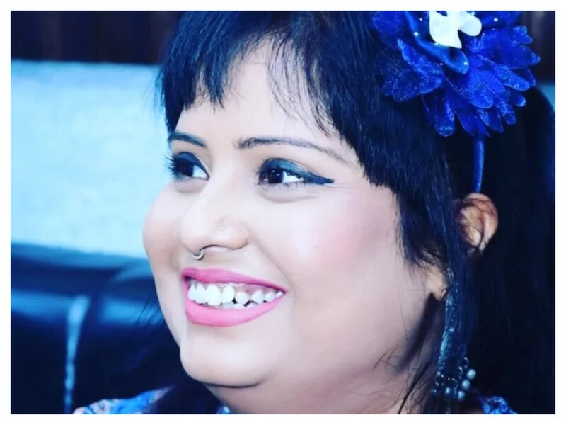 Bhojpuri Singer Devi Becomes Single Mother without marriage and husband ...