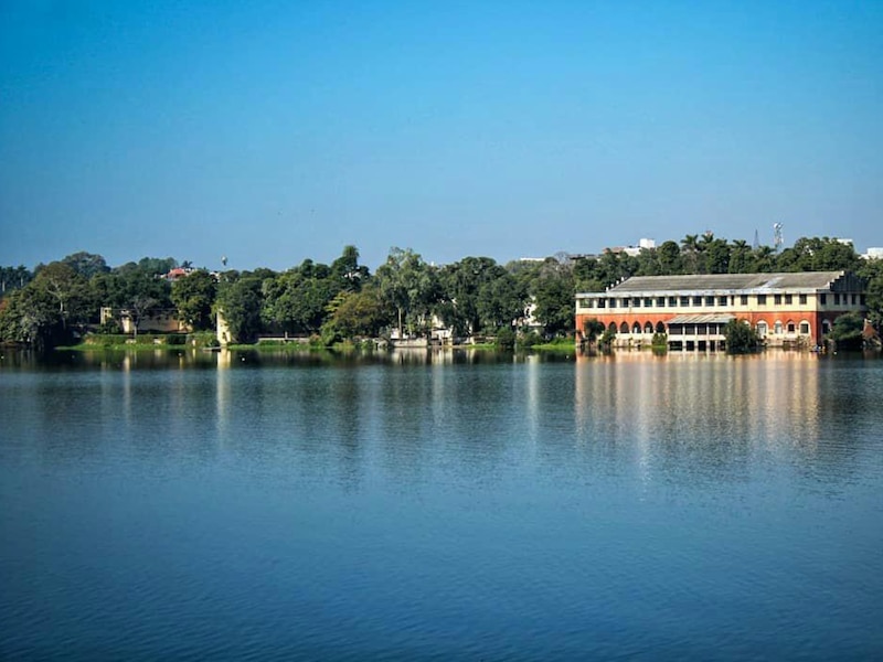 bhopal lake bada talab largest man made artificial lake built in 11 centuary by to cure raja ...