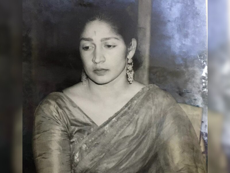 South famous actress snehalata reddy who sacrificed during emergency torture 8 months sleep in ...