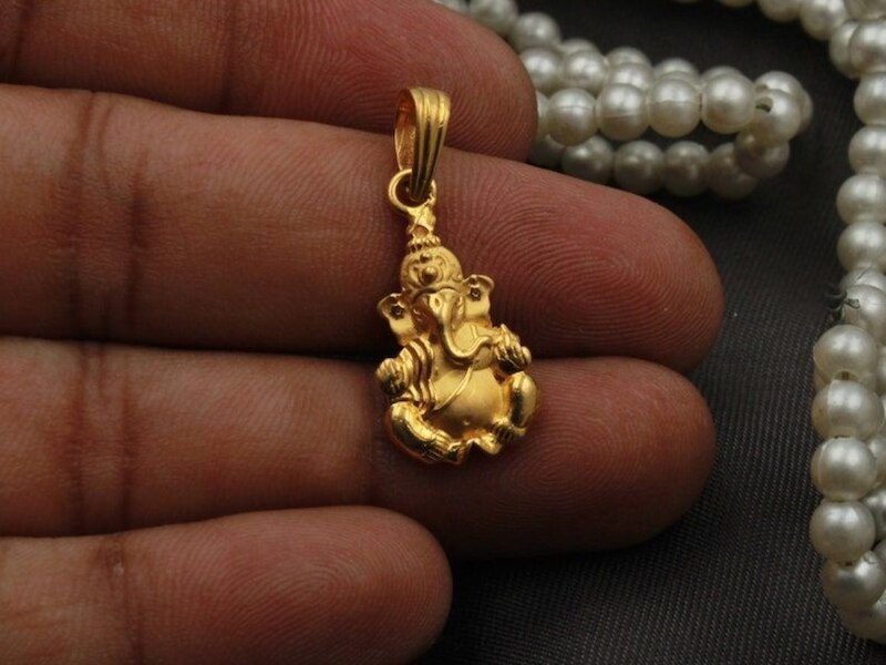 latest gold jewellery designs for kanya puja trending gold jewellery ...