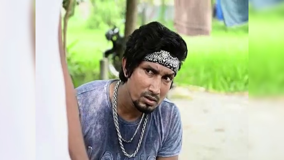 Bihar Famous YouTuber Mani Meraj Arrested By UP Police Late Night From ...