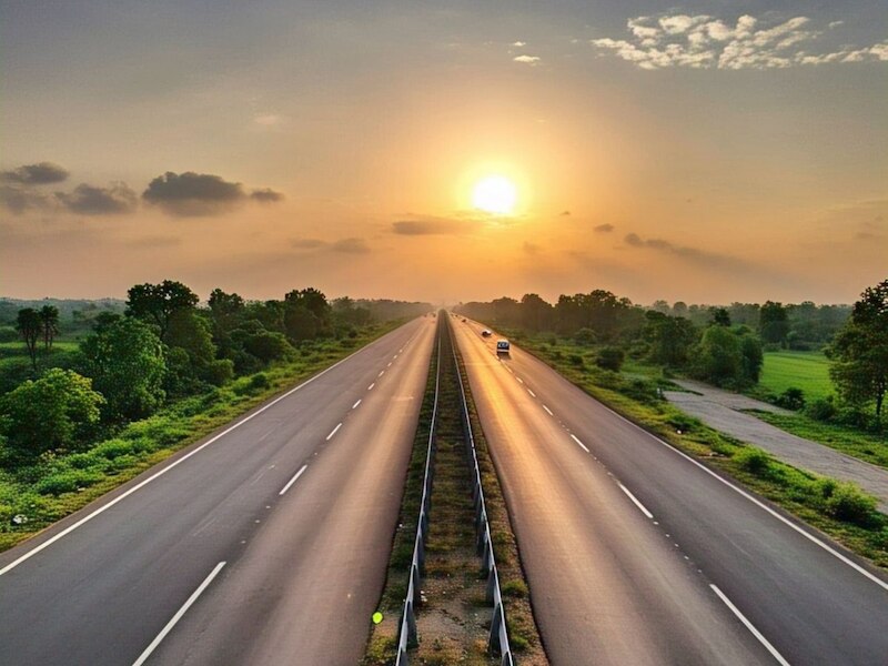 Bareilly Lucknow Highway Two new layers will be laid by nhai journey ...