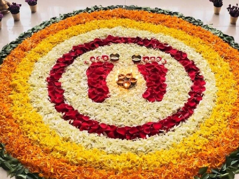 easy flower rangoli designs see genda aur gulab ke phool ki rangoli ...