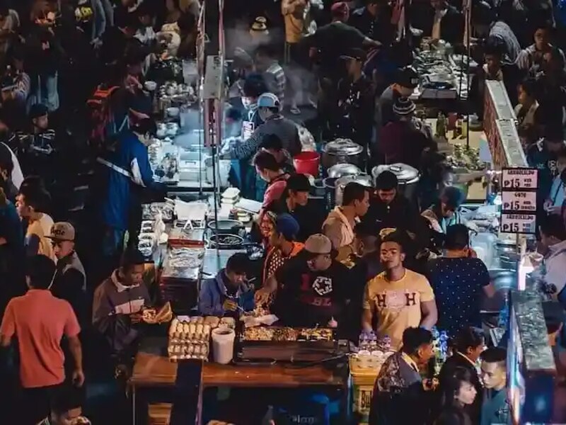 india first midnight market is mini mumbai of mp famous indore sarafa ...