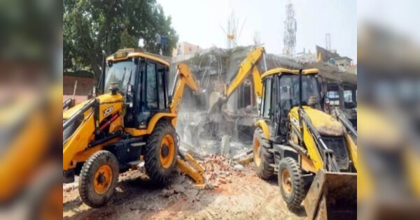 bulldozer action in ghaziabad gda demolishes illegal constructions in ...