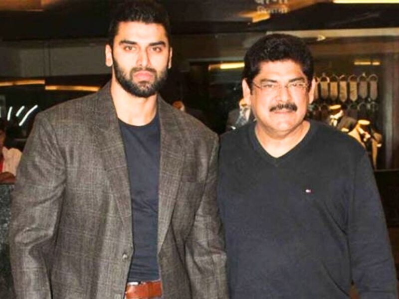 68 Years Old Bollywood Versatile Actor Pankaj Dheer Passes Away Did ...