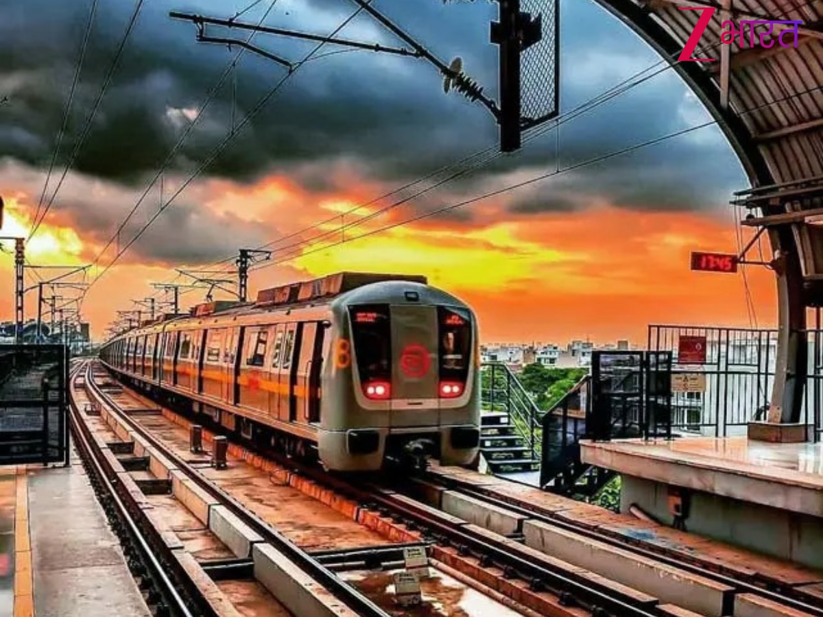 First Indian metro delhi rajiv chowk to shastri park 2002 history of ...