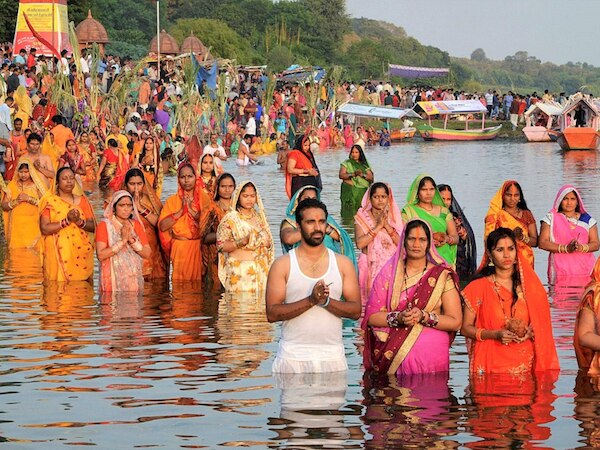 Chhath Puja 2025 Know importance of this festival | न फूलों का जंगल, न ...