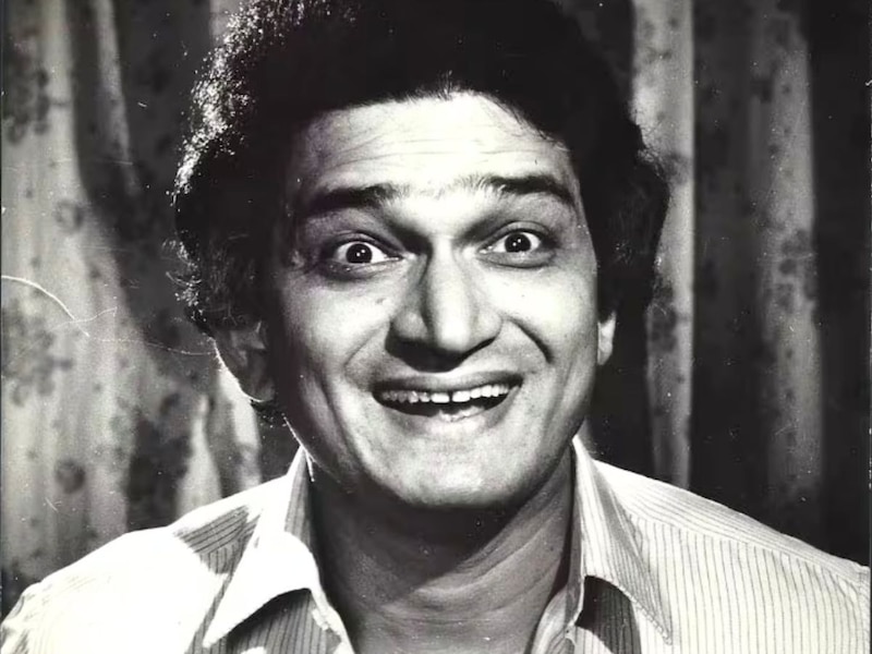 50 Years Old Late Hindi Cinema Actor Shafi Inamdar Died While Watching ...
