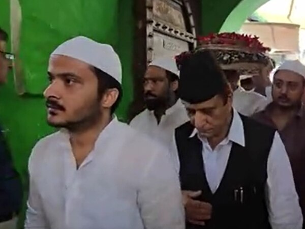 UP SP Leader Azam Khan Visits Ajmer Sharif Dargah with Son Abdullah ...