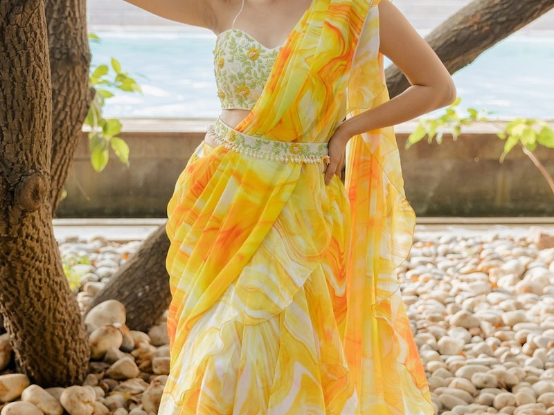 latest haldi outfit ideas for bride trending haldi outfit designs ...